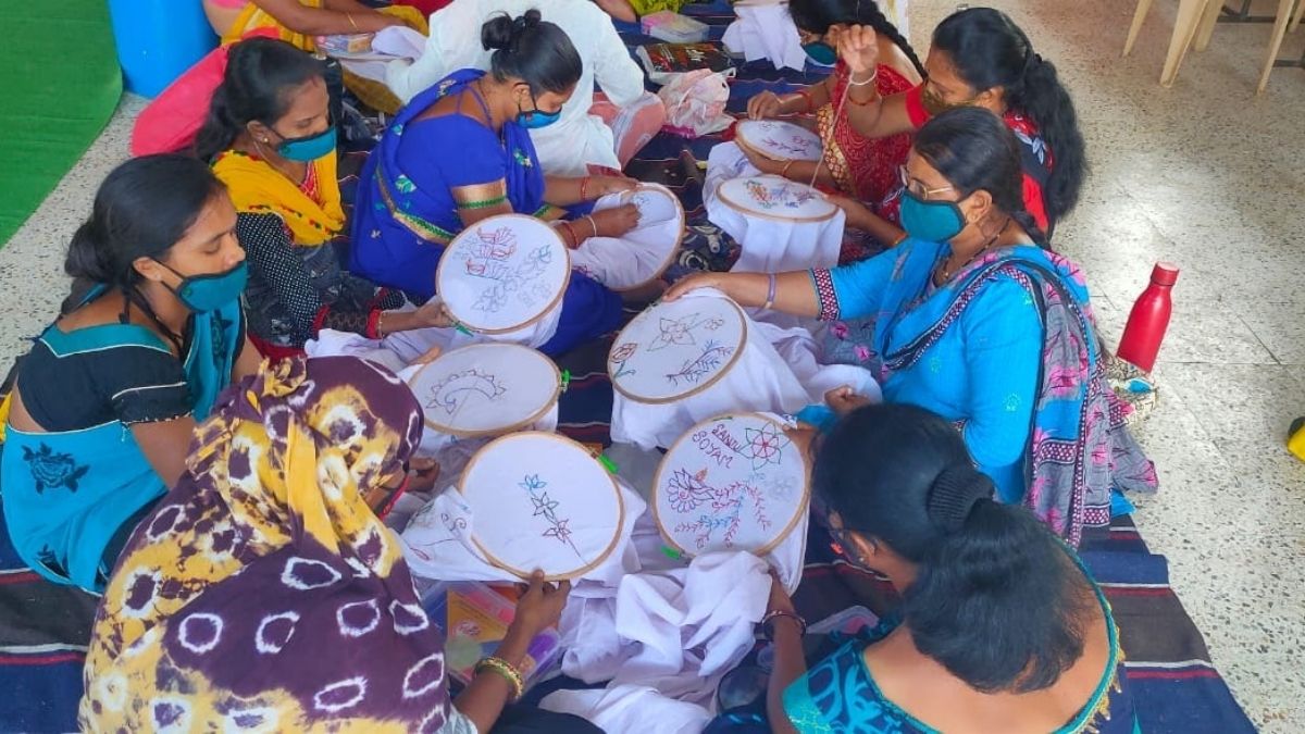 1,565 artisans benefitted by training in 63 SAMARTH Scheme Training Centres