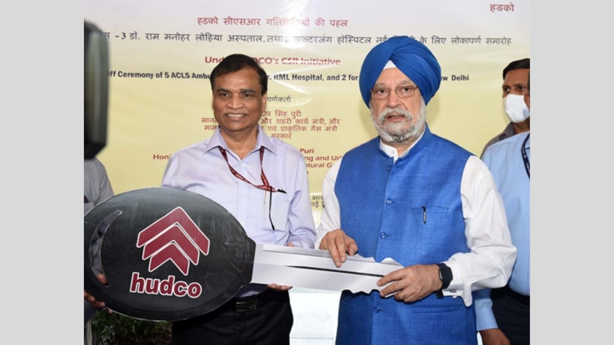 Shri Hardeep Singh Puri hands over the keys of five Ambulances to ABVIMS and Dr Ram Manohar ...