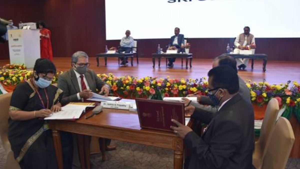 Shri Narayan Rane calls for concerted efforts to enhance the growth of ...