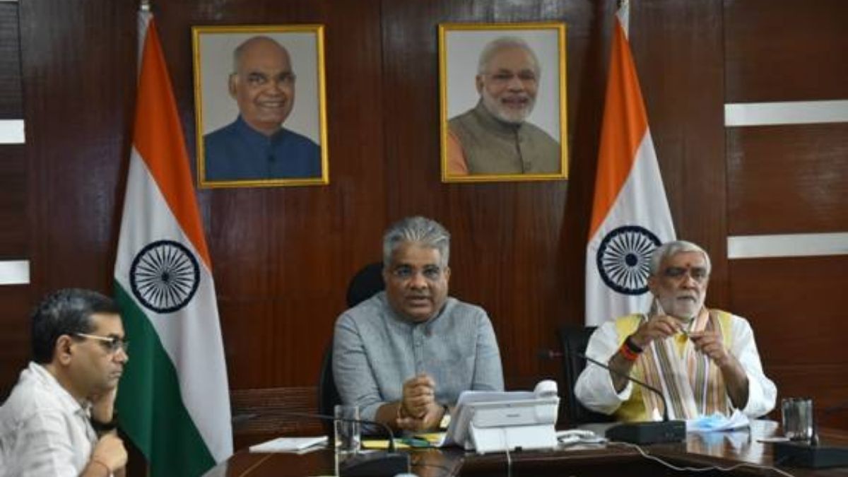 The two-day meeting of 30 range countries of Central Asian Flyway begins