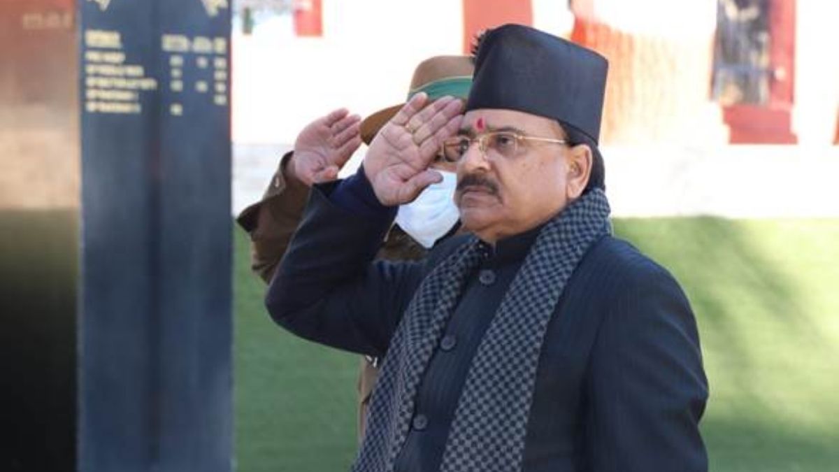 Shri Ajay Bhatt pays homage to fallen heroes at KRC War Memorial, Ranikhet