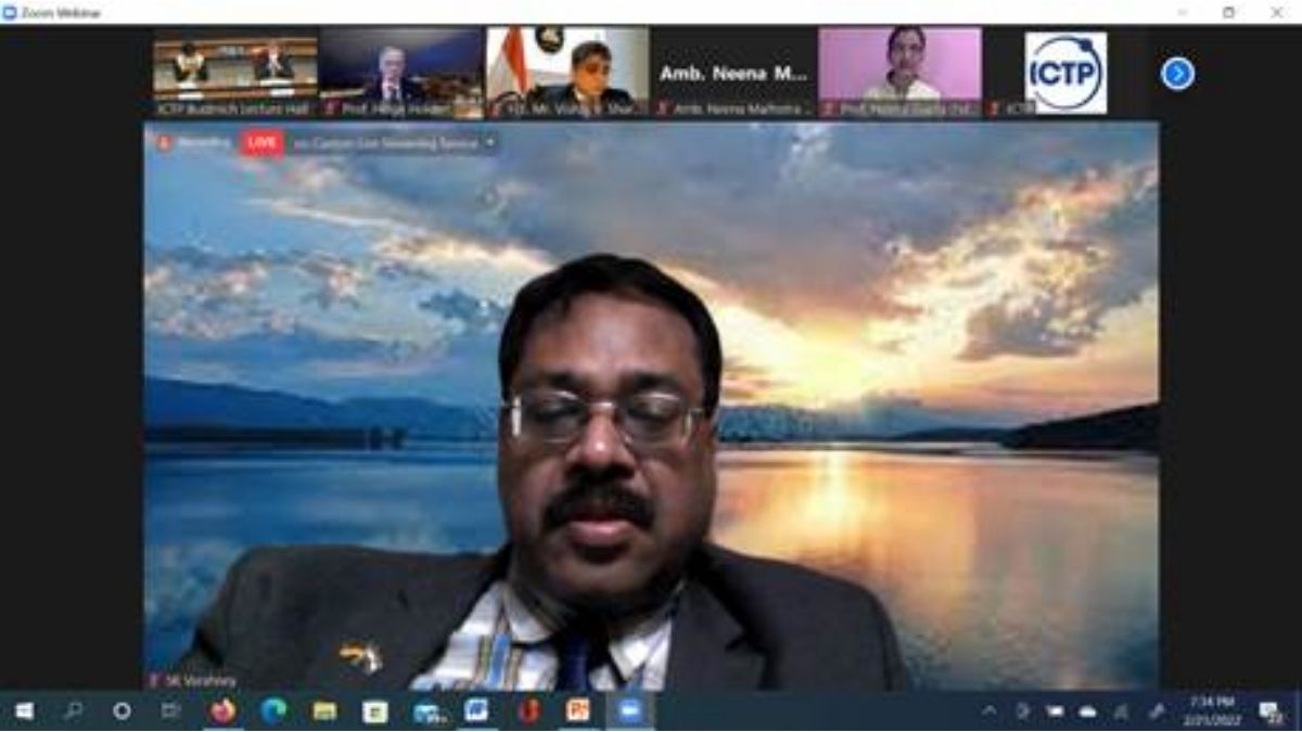 Professor Neena Gupta receives Ramanujan Prize for Young Mathematicians