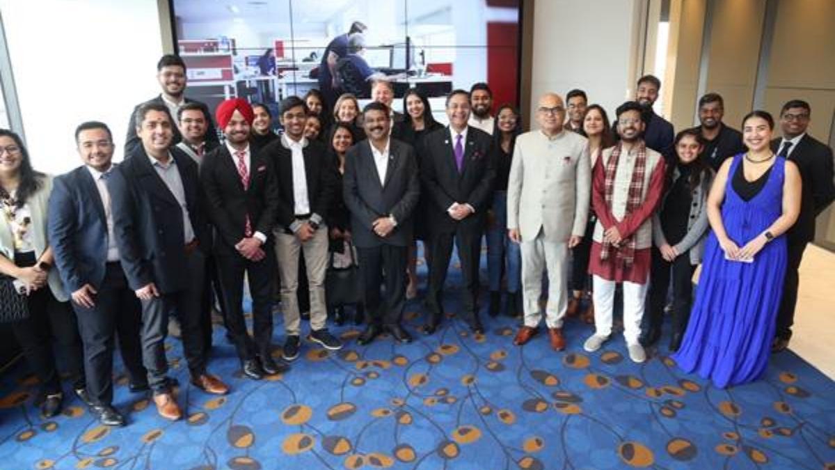 Shri Dharmendra Pradhan participates in the dialogue with the Group of ...