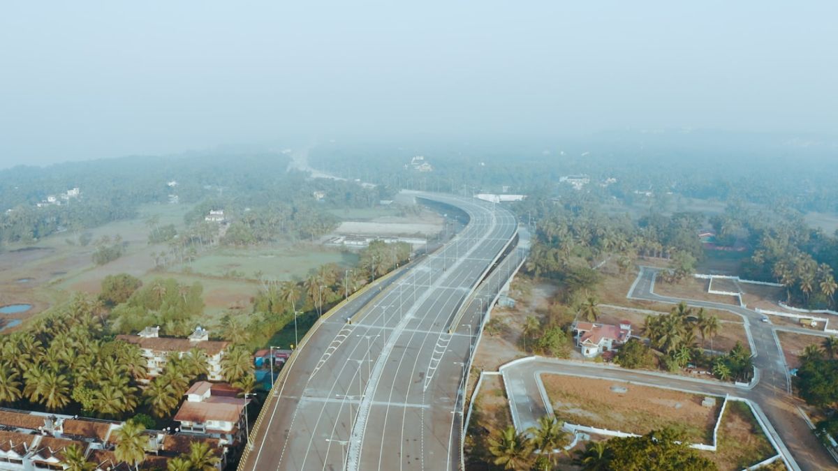 Nitin Gadkari inaugurates Phase I of the New Zuari Bridge in Goa
