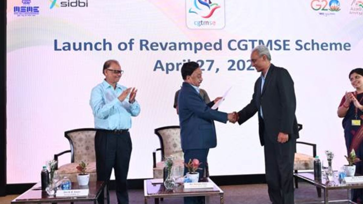 Shri Narayan Rane launches the revamped CGTMSE Scheme