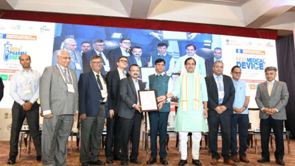 Dr Mansukh Mandaviya inaugurates 8th International Conference on Pharma ...