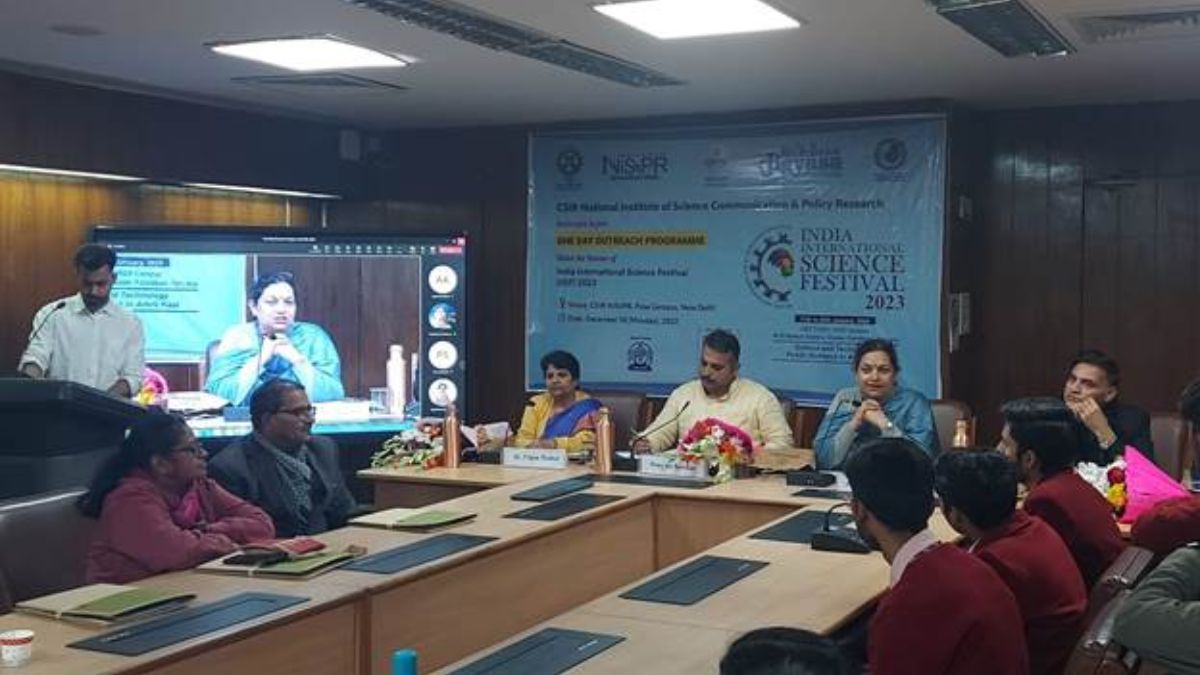 IISF 2023 Outreach Programme of CSIR-NIScPR